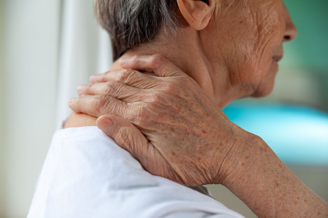 Managing Chronic Pain: Physical Therapy for Migraines, Neck Pain, and TMJ